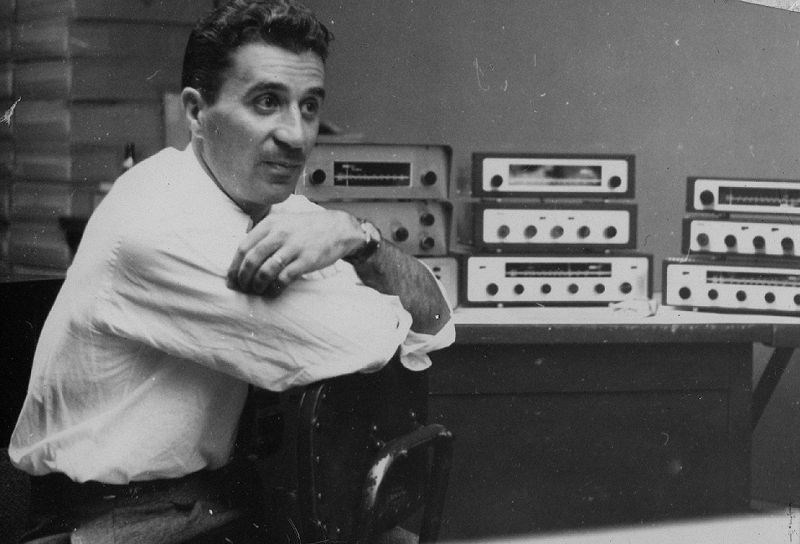 Sidney_Harman_circa_1955